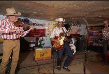 25 Oldest Bars and Restaurants in Austin, TX | UrbanMatter Austin