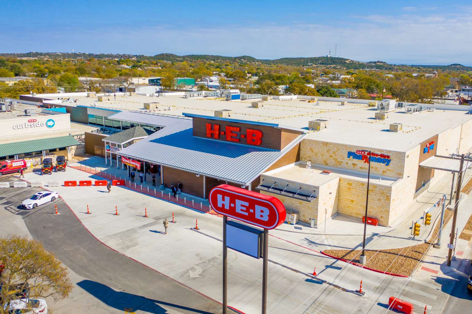 Texas Grocer HEB Makes Top 10 on Glassdoor List of Best Places to Work ...