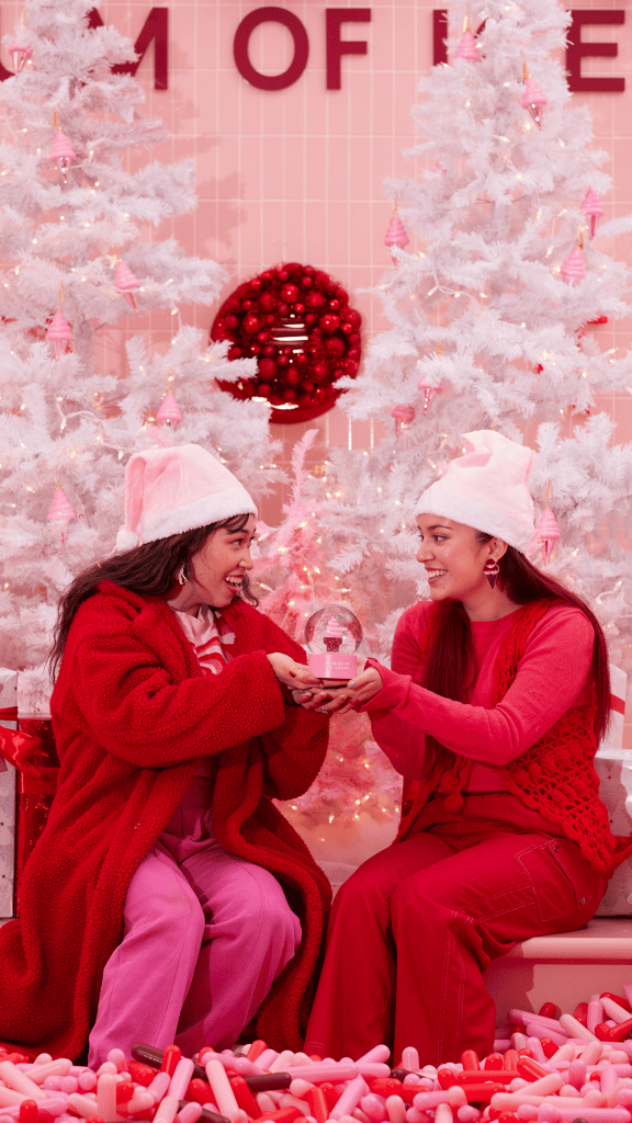 Museum of Ice Cream Pop-up Holiday Display 'Pinkmas' Returns to The ...