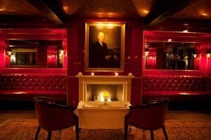 Warm & Cozy Restaurants or Bars With Fireplaces in Chicago | UrbanMatter