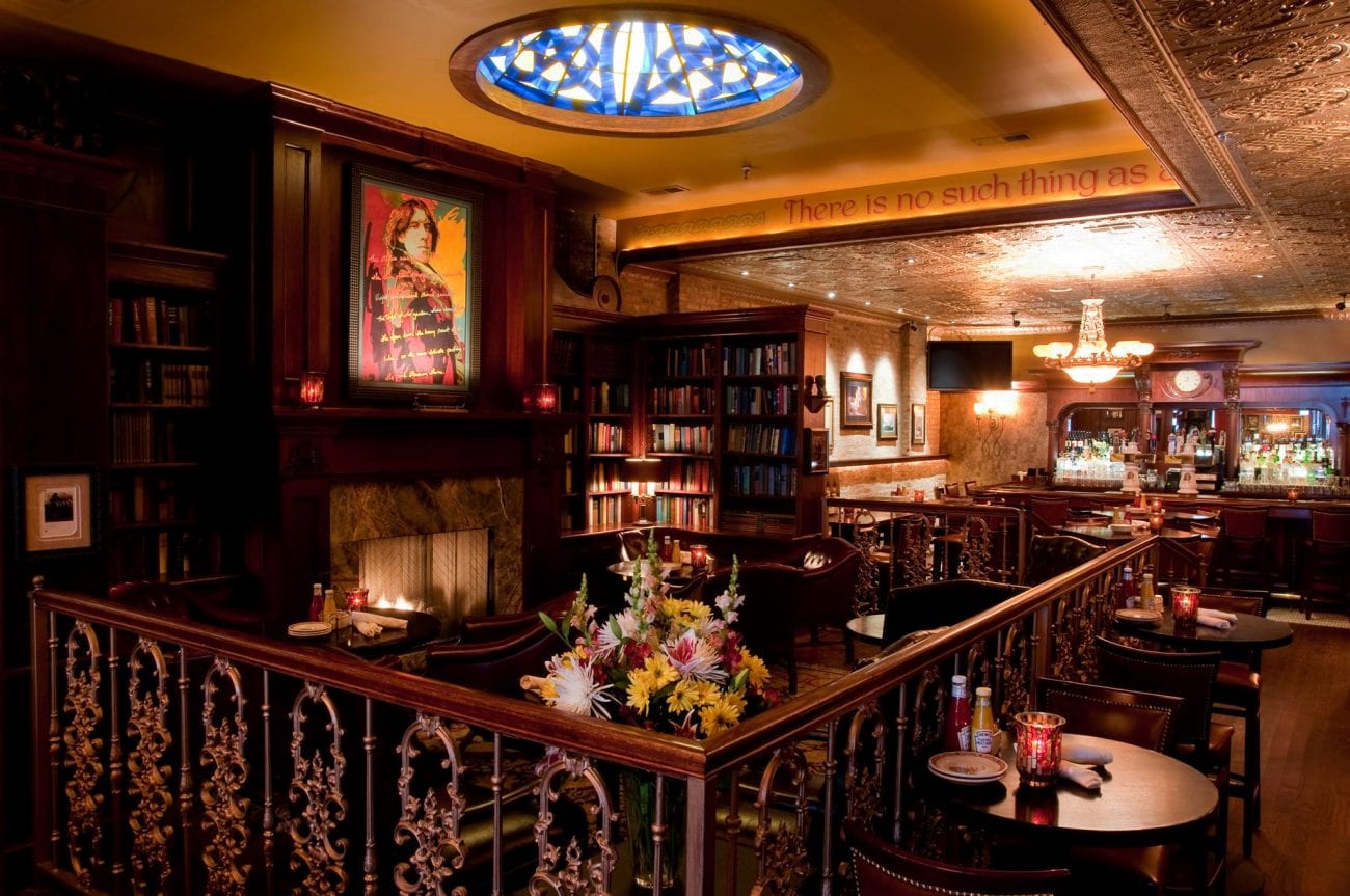 Warm & Cozy Restaurants or Bars With Fireplaces in Chicago | UrbanMatter
