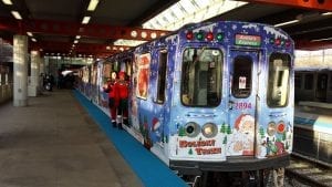 It's Time to Ride the CTA Holiday Trains in Chicago | UrbanMatter