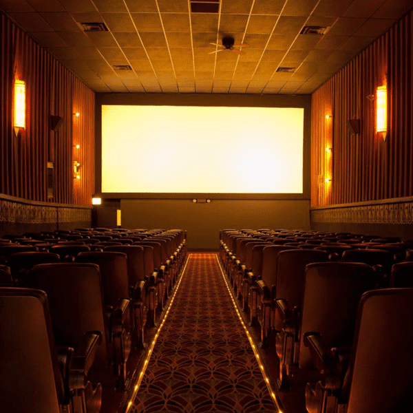 The Logan Theater in Chicago | UrbanMatter