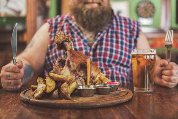 The 9 Most Extreme Eating Challenges in Chicago | UrbanMatter