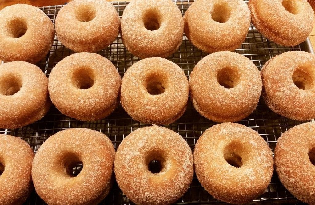 Chicago Donut Fest Preview: Long Johns and Crullers and Fritters, Oh My ...