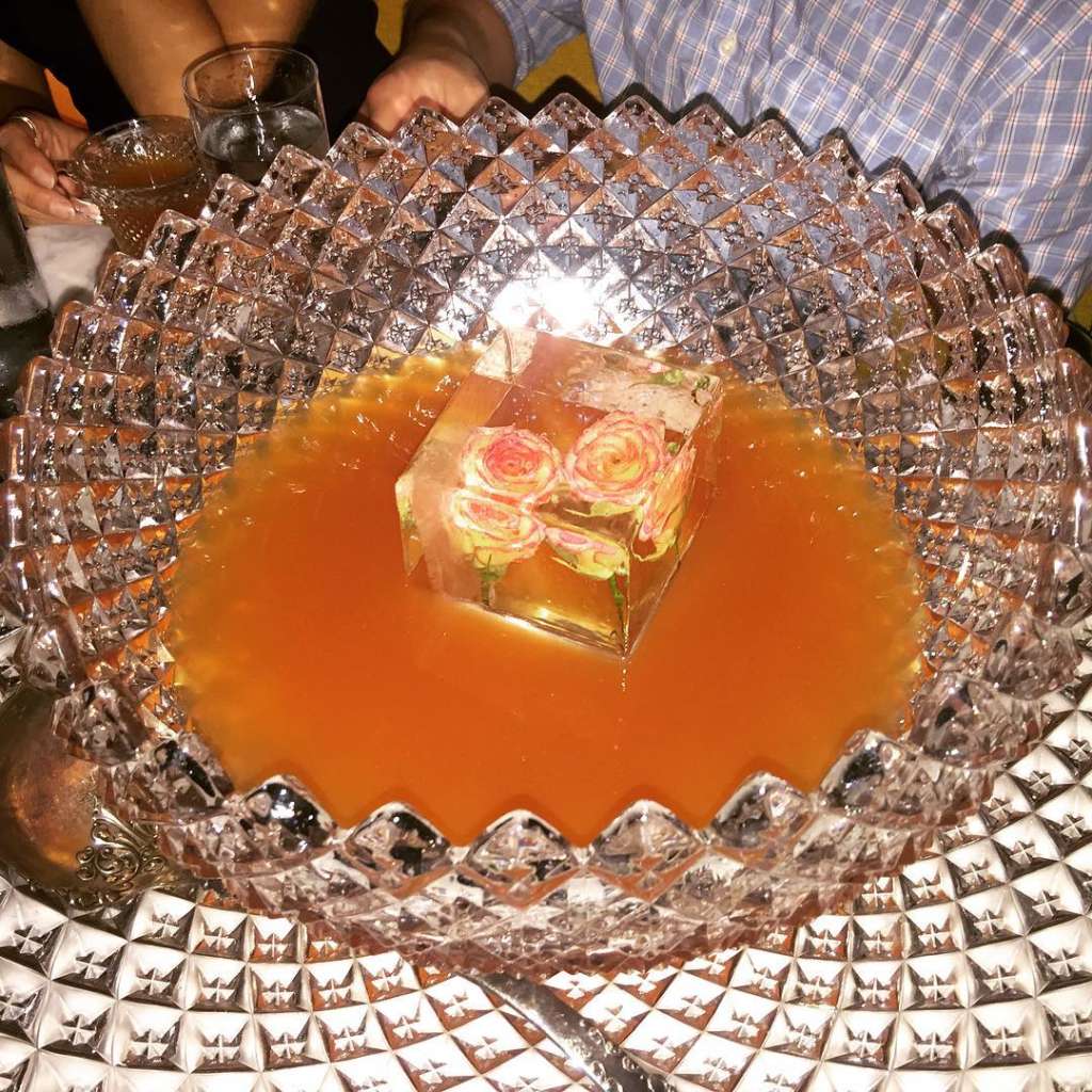 13 Amazing Shareable Cocktails You Can Find in Chicago | UrbanMatter