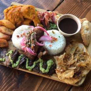 The 6 Best Chicago Restaurants Featured on Triple-D | UrbanMatter