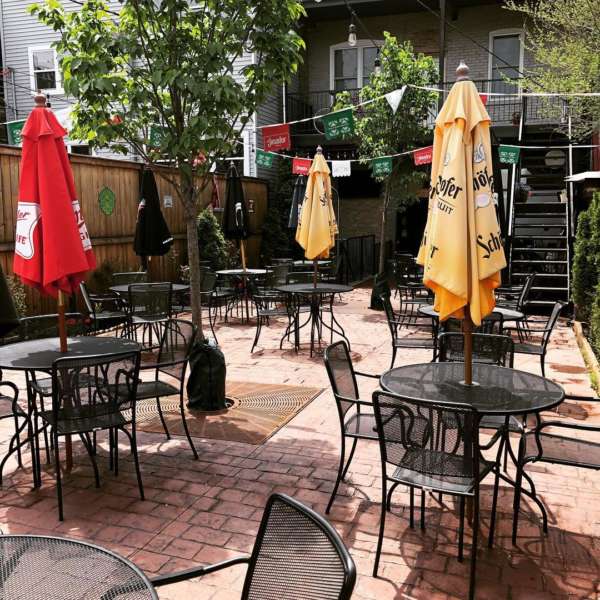 10 Best Bars to Pregame in Chicago | UrbanMatter