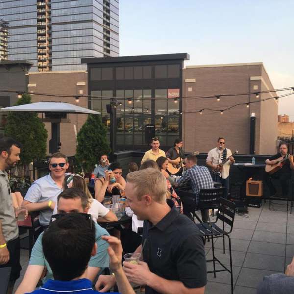 10 Best Bars to Pregame in Chicago | UrbanMatter