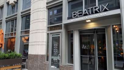 Top 8 Restaurants To Get Breakfast For Dinner in Chicago | UrbanMatter