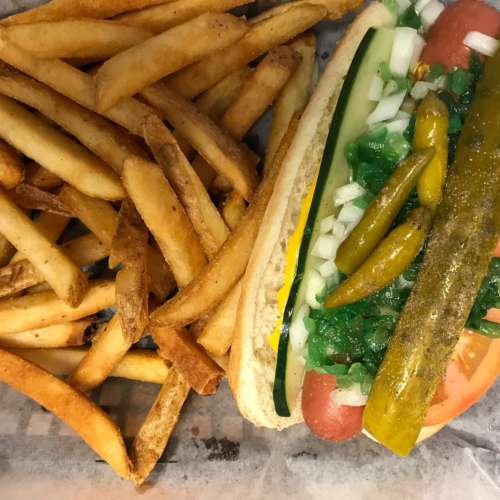 24 of the Best Hot Dogs in Chicago, Ranked | UrbanMatter