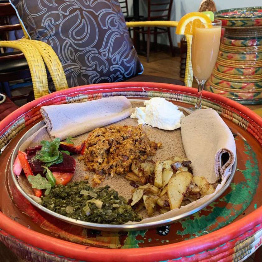 7 Best African Restaurants to Try in Chicago | UrbanMatter