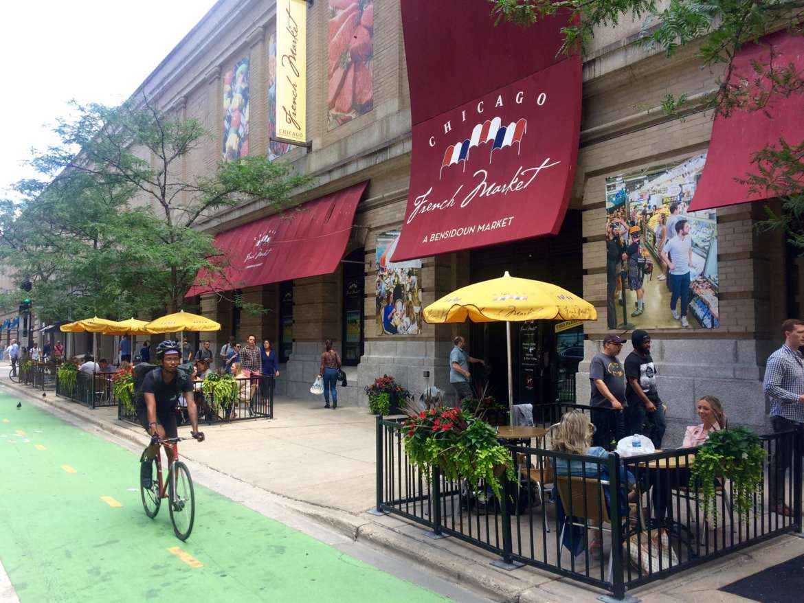 These Food Halls Near You Bring Together Chicago's Best Restaurants ...