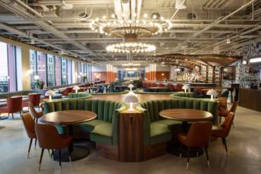 These Food Halls Near You Bring Together Chicago's Best Restaurants ...