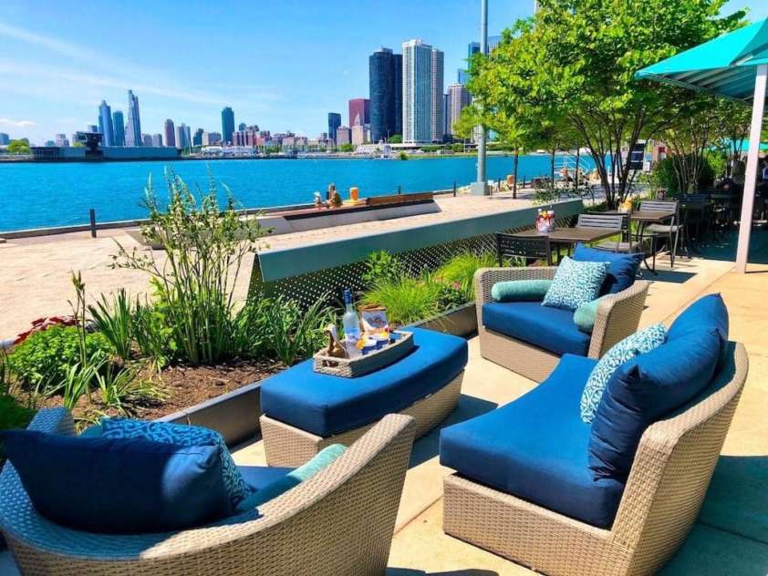 15 Waterfront Restaurants to Hit Up This Summer in Chicago | UrbanMatter