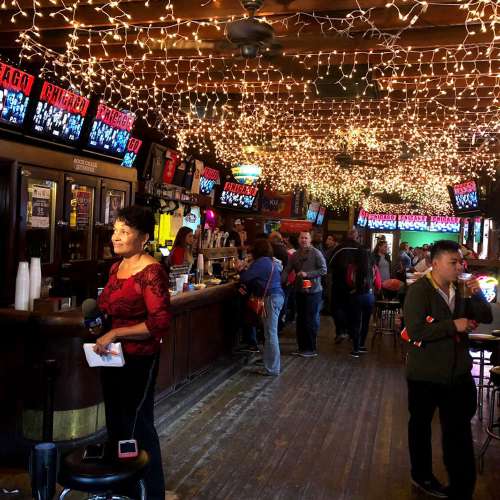 Lottie's Pub | UrbanMatter