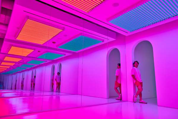 Color Factory Chicago is Here to Brighten Up Your Summer | UrbanMatter