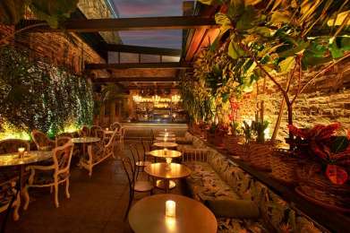 Late Night Chicago Bars: Top 10 Spots Open Until 4AM in Chicago