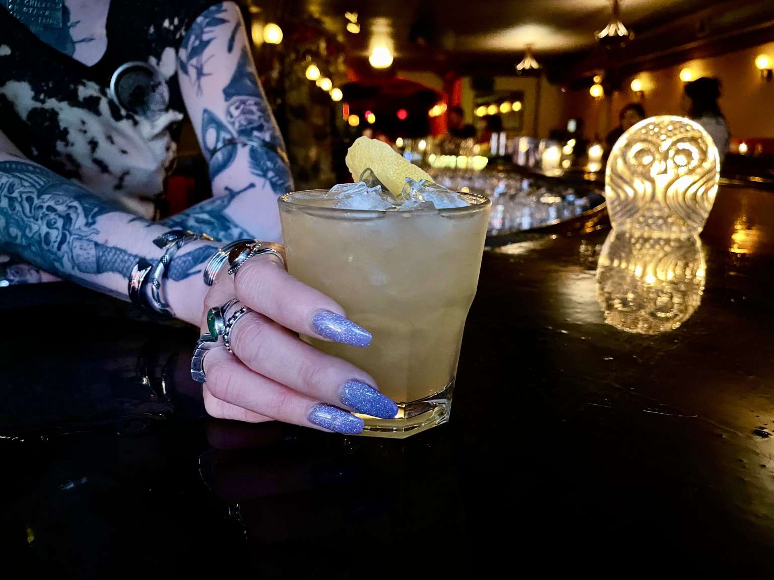 Late Night Chicago Bars: Top 10 Spots Open Until 4AM in Chicago