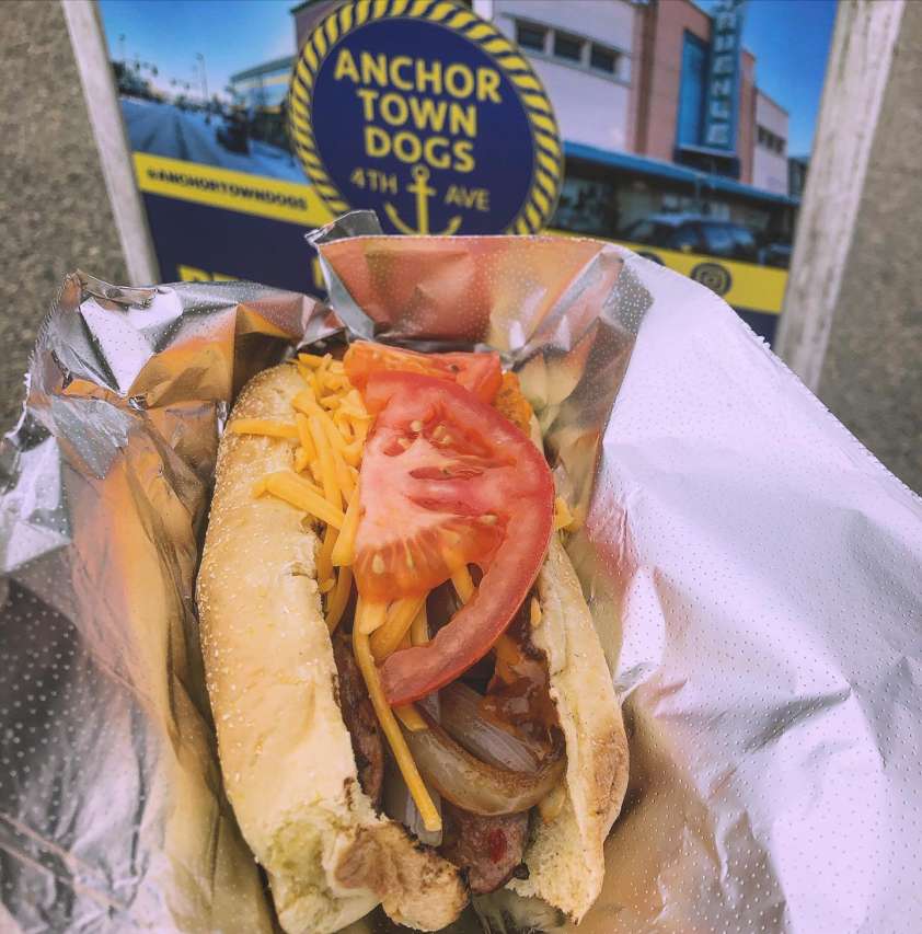 13 Delectable Regional Gourmet Hot Dog Recipes in America - UrbanMatter