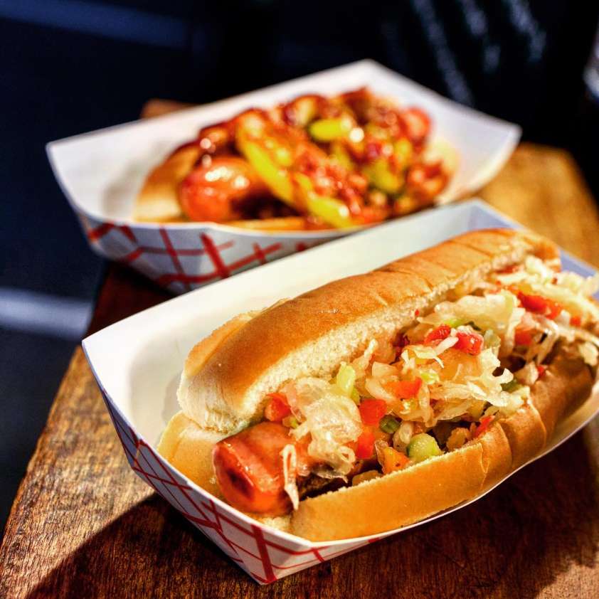 13 Delectable Regional Gourmet Hot Dog Recipes in America - UrbanMatter
