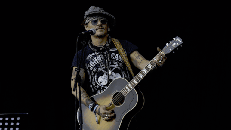 Johnny Depp - Barely Recognizable in Recent Public Appearance - UrbanMatter