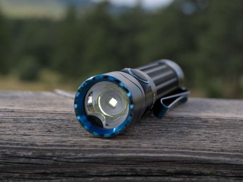 Warrior Mini 2 compact EDC tactical flashlight - UrbanMatter