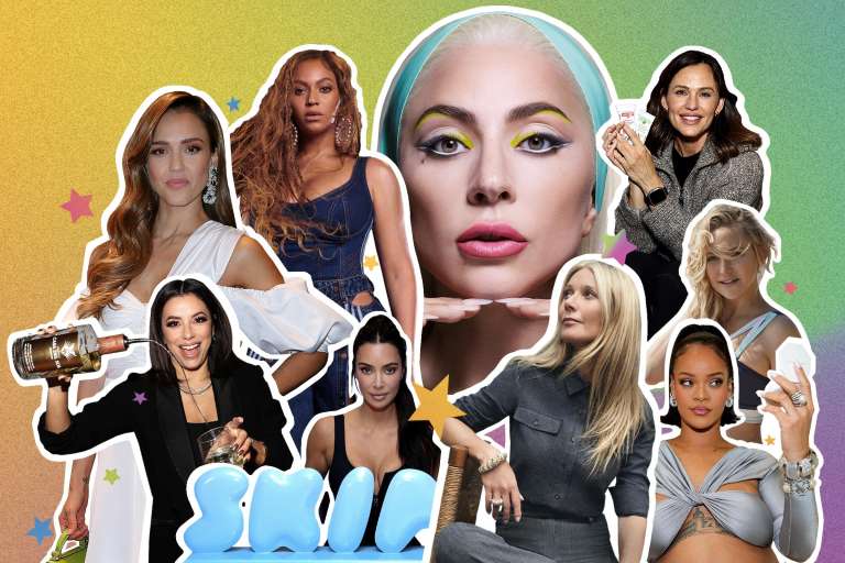 50 Most Popular Women on the Internet